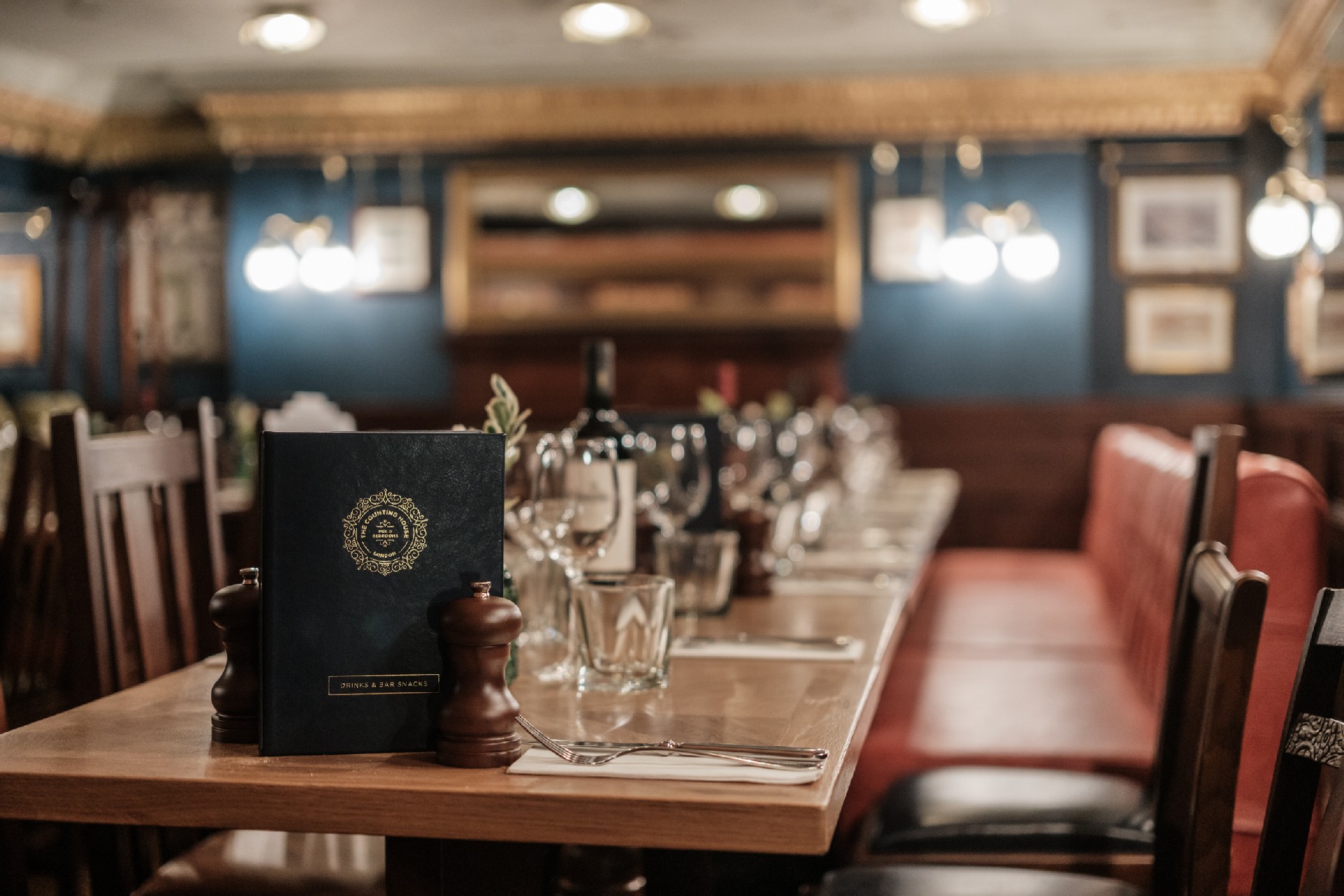 The Counting House - Fuller's Pub and Hotel in City of London